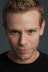 Adam Pascal debuts as William Shakespeare in Broadway's Something ...