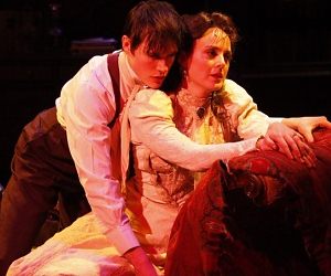 Off-Broadway, Candida extends run by one week through to 25 Apr 2010