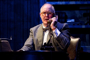 The Columnist extends for a second time